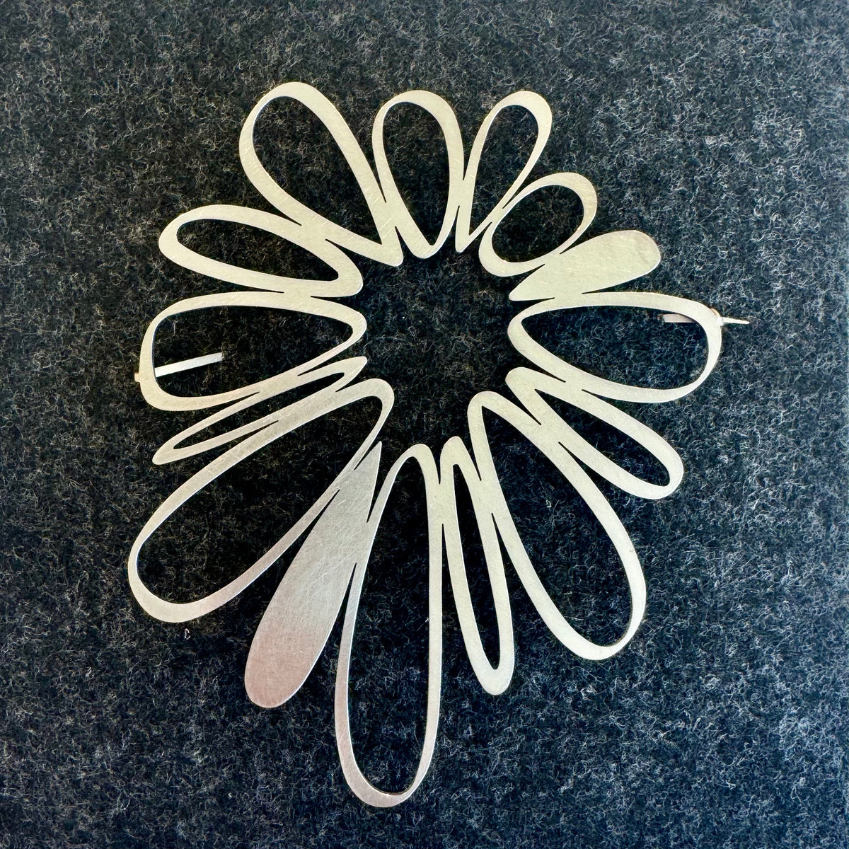 Burst Brooch raw – Craft + Design Canberra